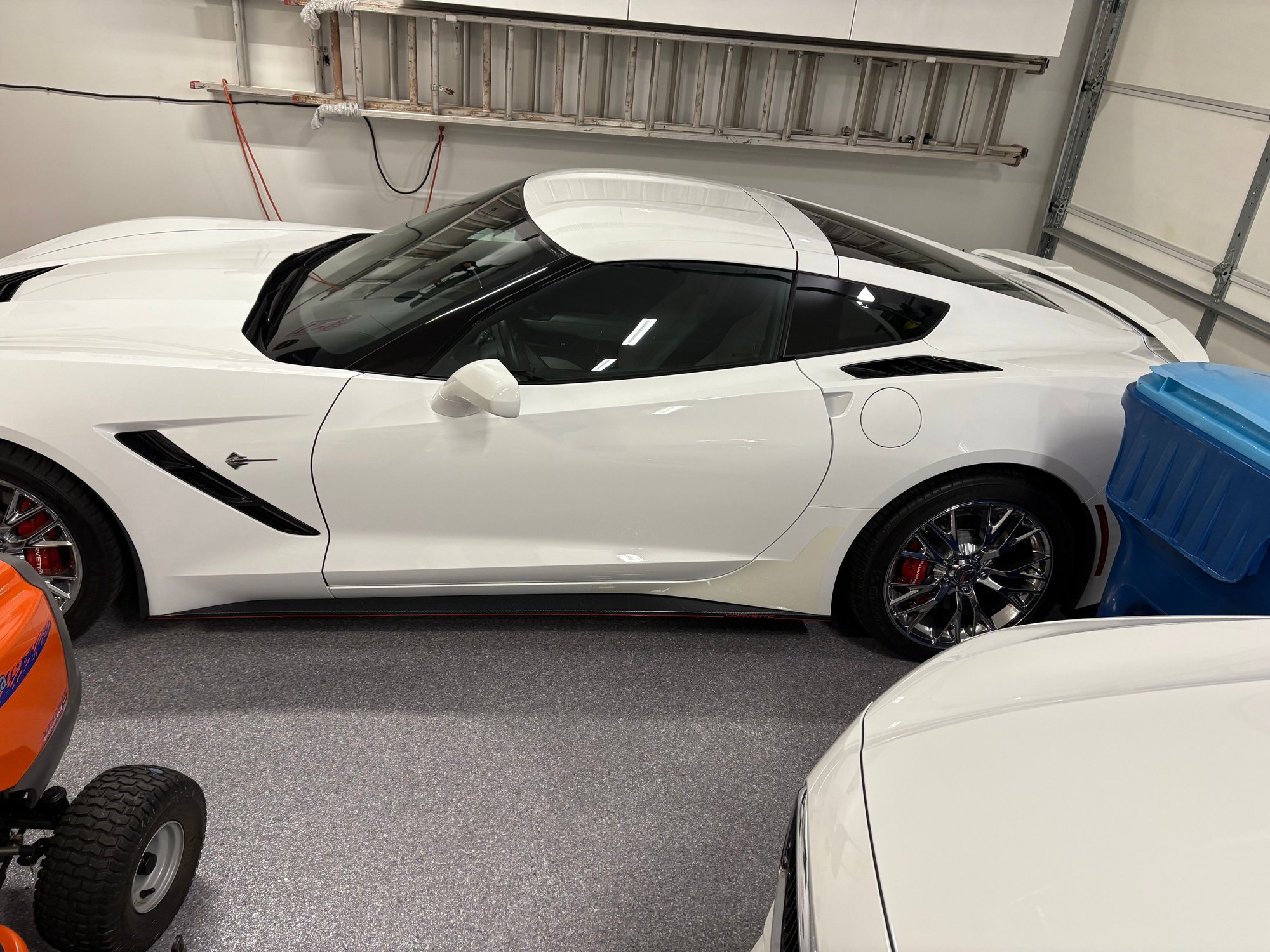 FS (For Sale) C7 white 2014 for sale with lots of options ...