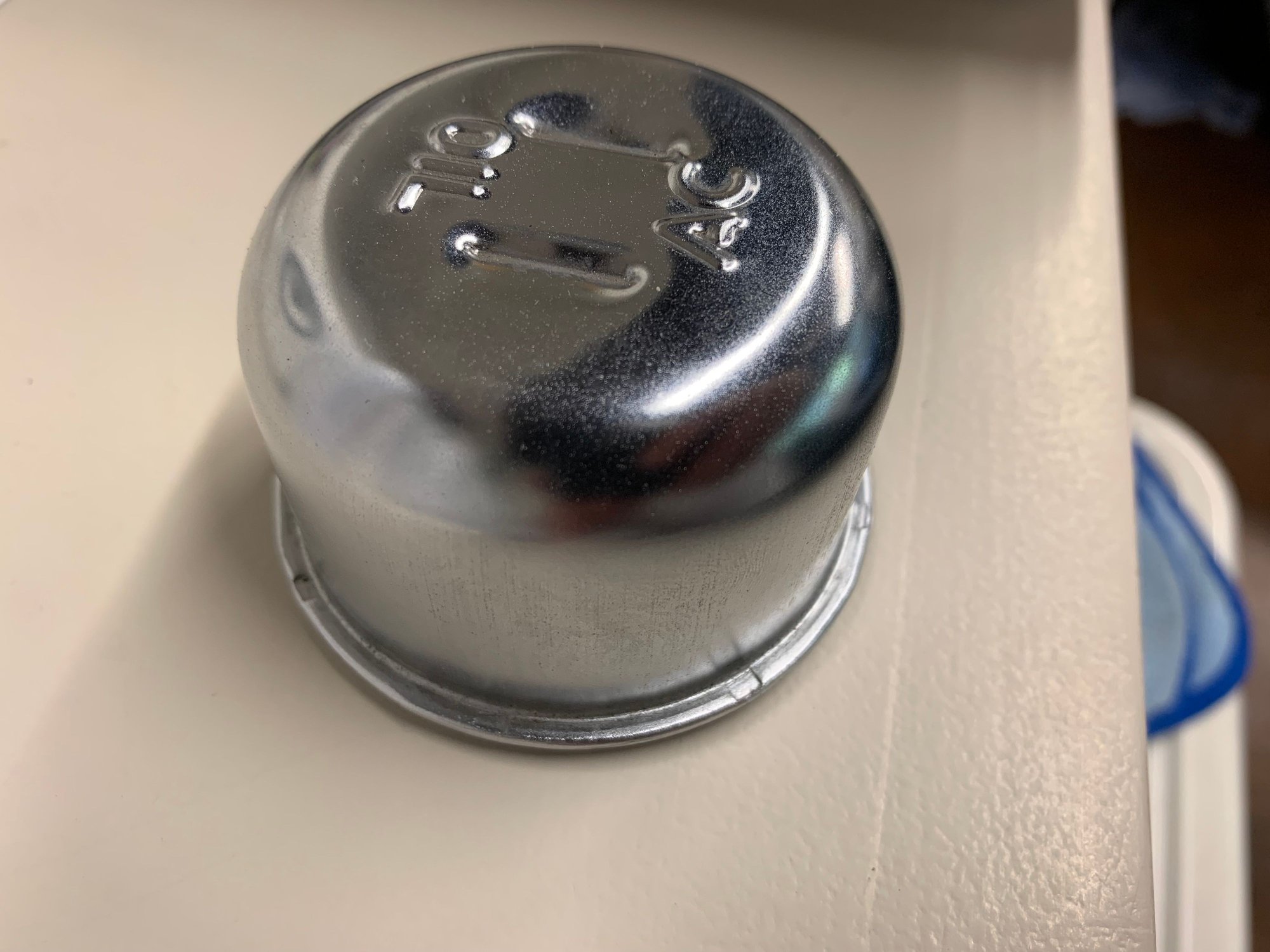 FS (For Sale) 1962 Original one year only AC OIL CAP - MINT ...