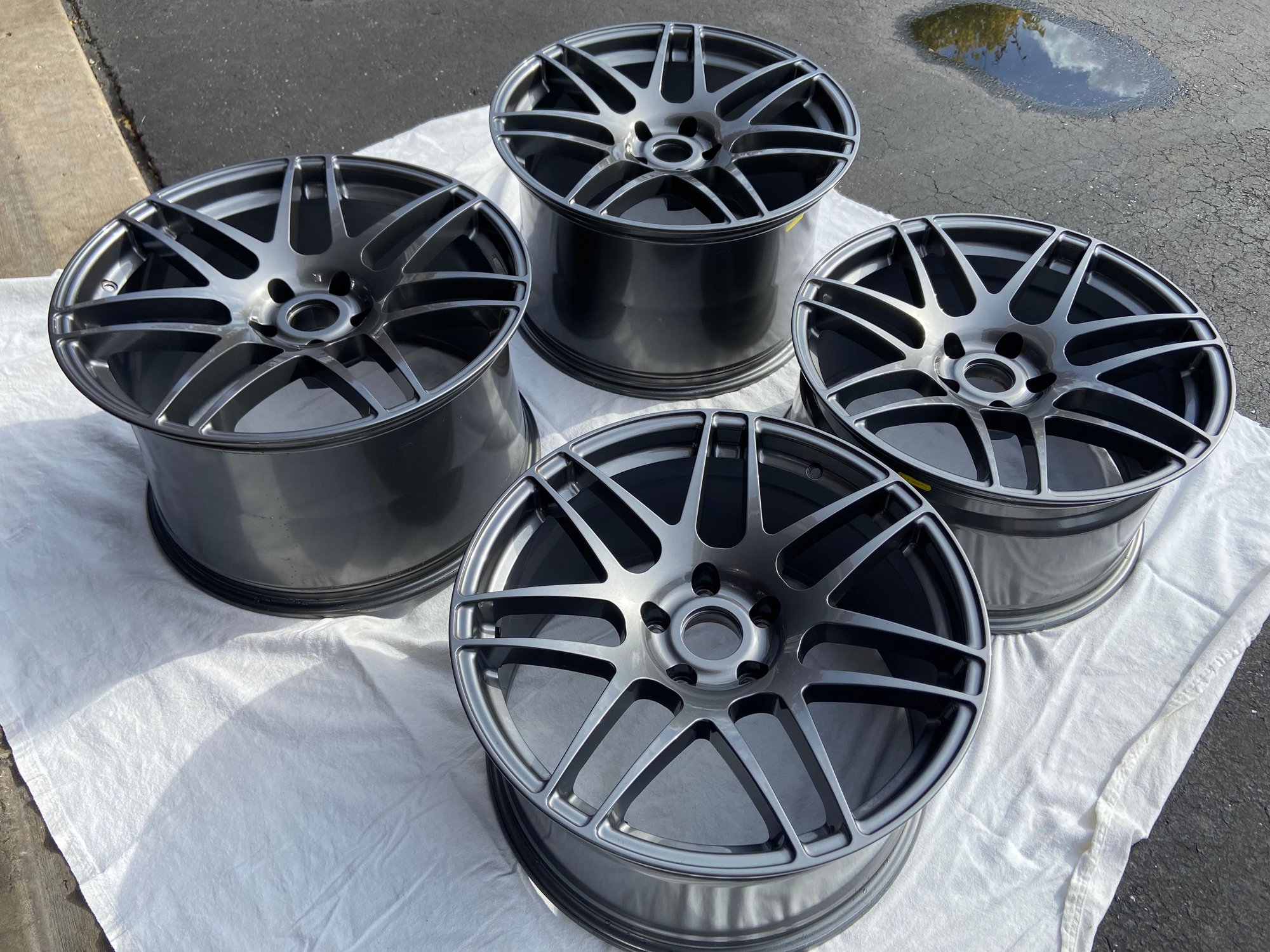 FS (For Sale) Gloss Anthracite 19”/20” Wheels - CorvetteForum ...