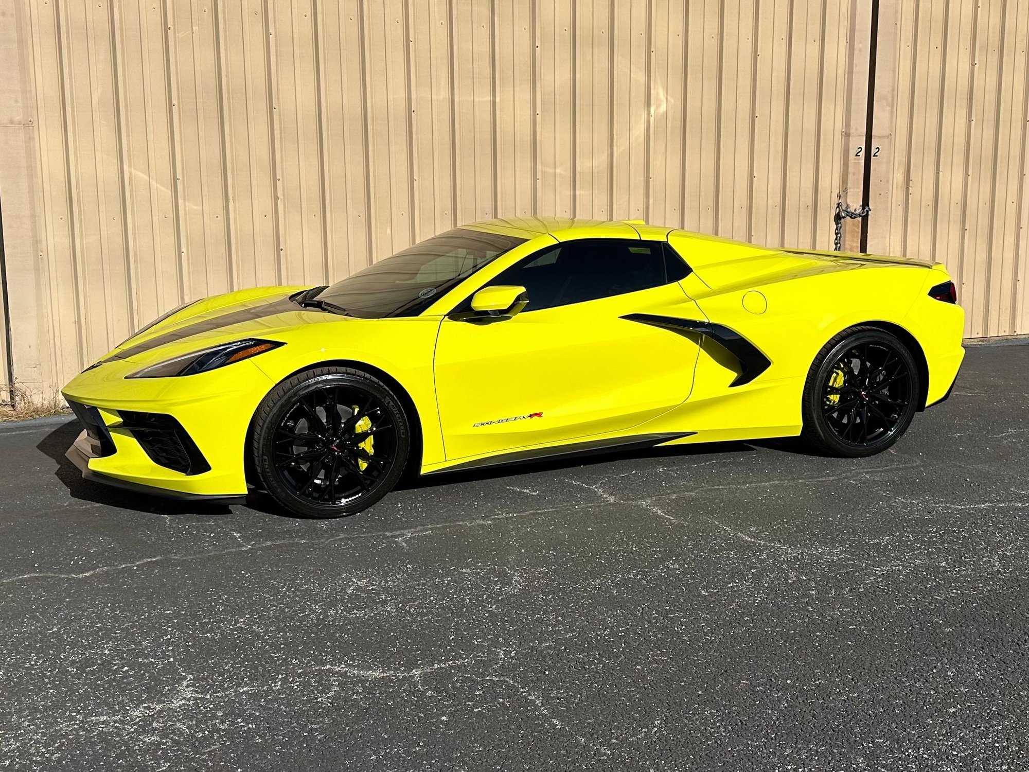 Pic request - Any black ice wheels on Accelerate Yellow - CorvetteForum ...