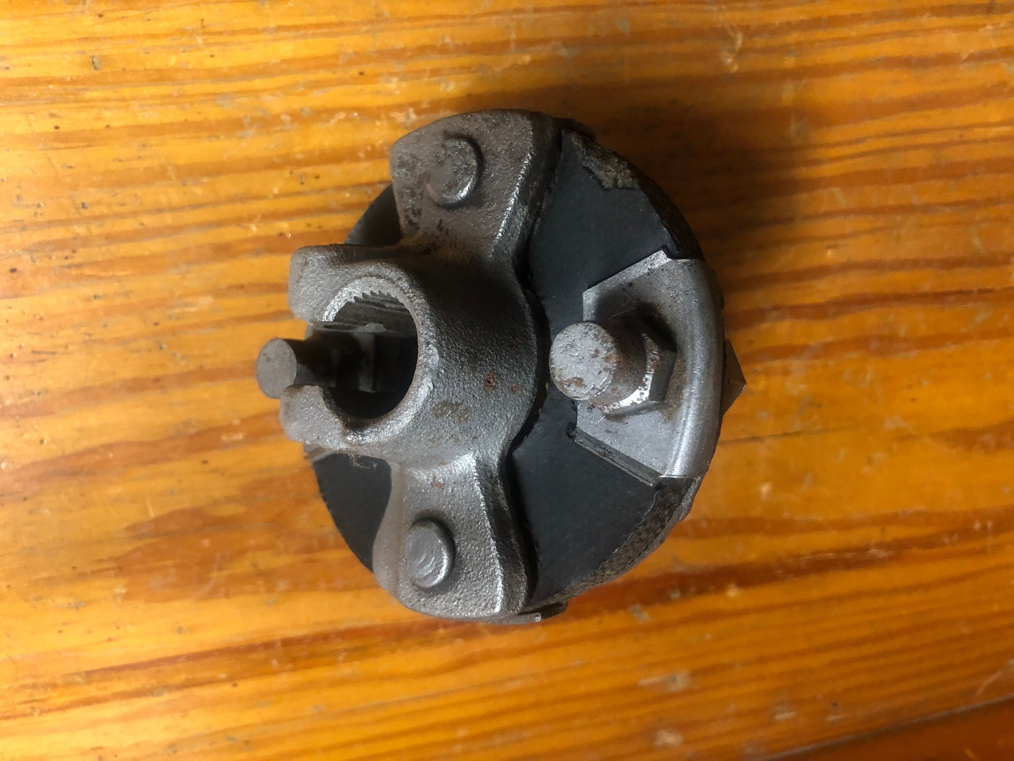 FS (For Sale) Original Eary C3 Steering Coupler....Good Condition ...