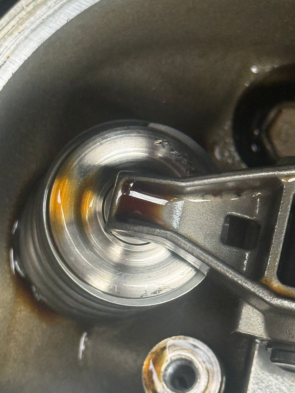 Spring retainers/ rocker arm clearance issue - CorvetteForum ...