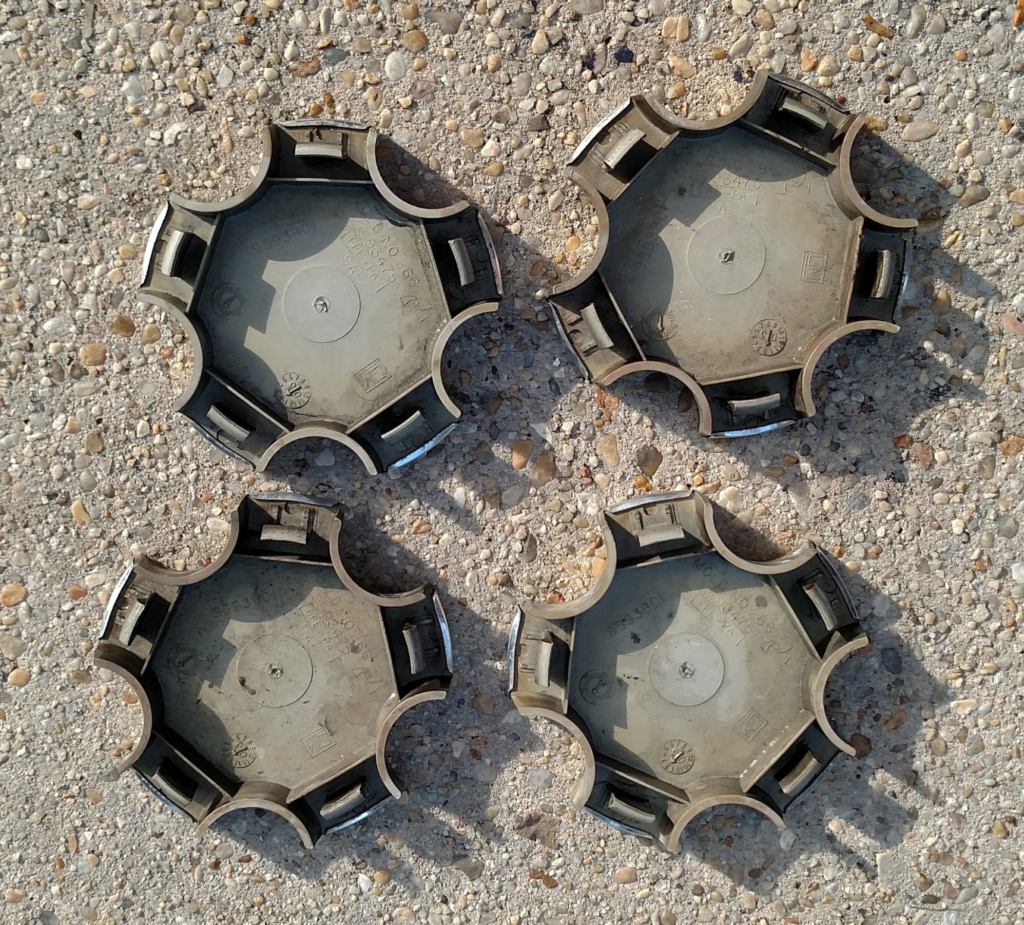 WTB (Want To Buy) Chrome 5 Spoke Center Caps - CorvetteForum ...