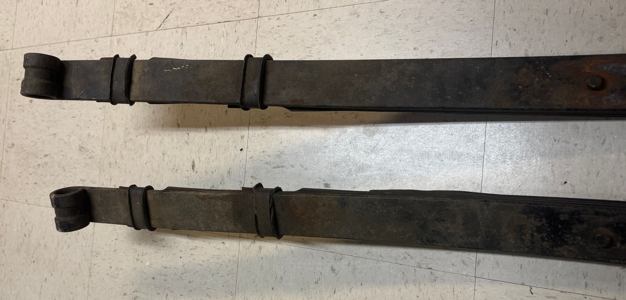 FS (For Sale) C1 Leaf spring set w/ rebuild kit - CorvetteForum ...