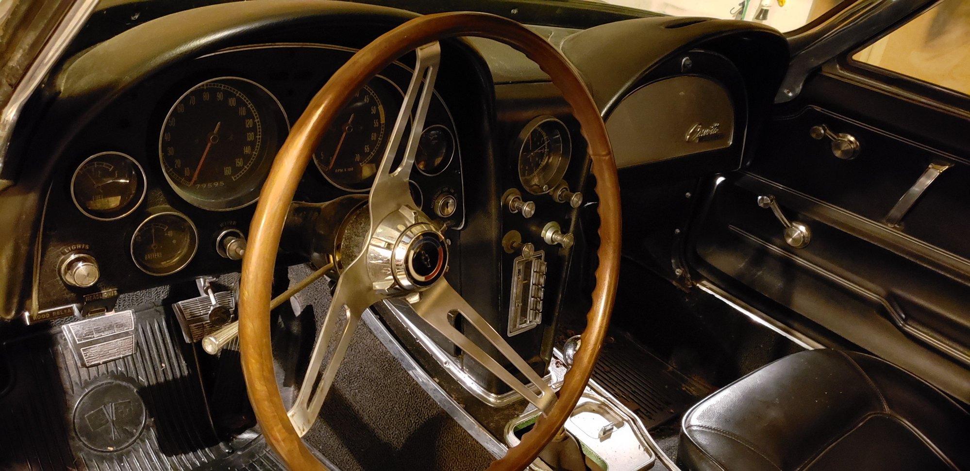 C2 Keep the interior black or go silver? - CorvetteForum - Chevrolet ...