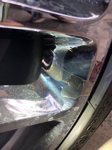 Peeling chrome wheels replaced under warranty - CorvetteForum ...