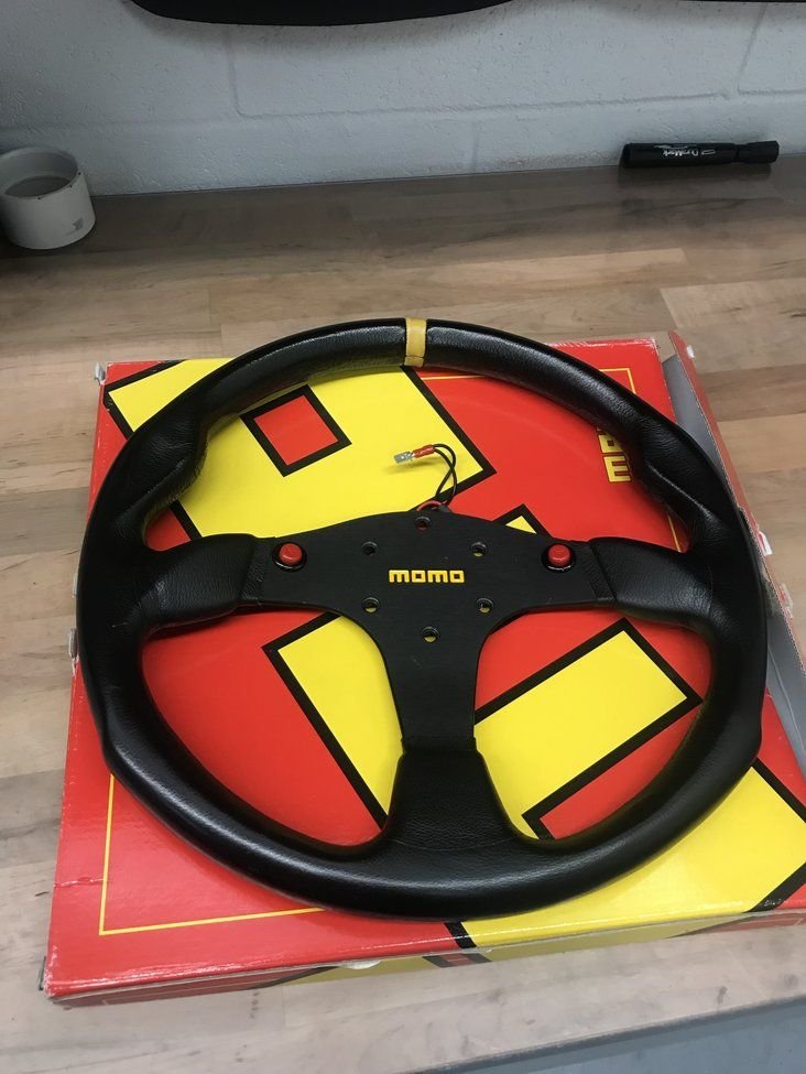 FS (For Sale) MOMO Mod 80 steering wheel - CorvetteForum - Chevrolet ...