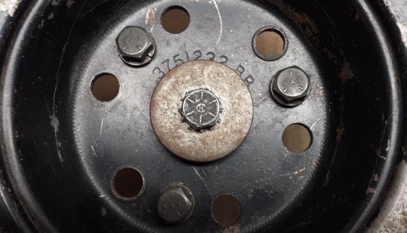 74 fan blade and water pump pulley paint finish - CorvetteForum ...