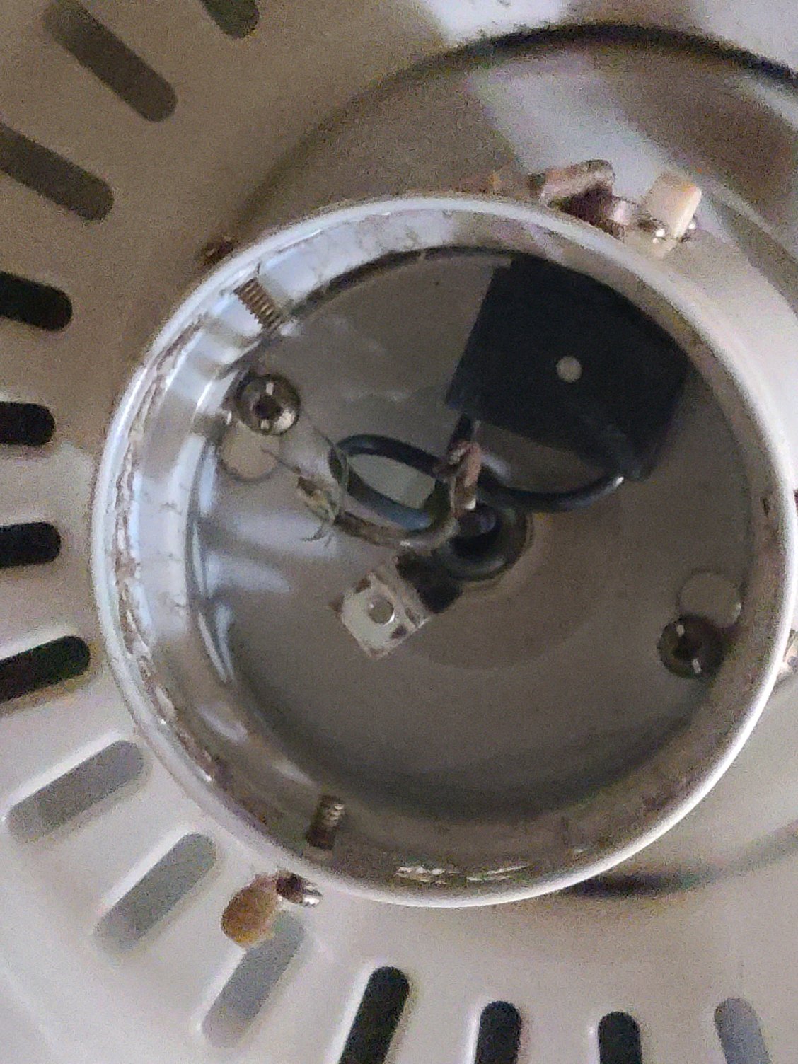 Ceiling fan light socket fell out. - DoItYourself.com Community Forums