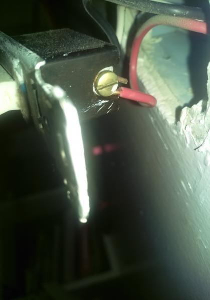 Replacing an old 3 way switch with a new one - DoItYourself.com Community Forums