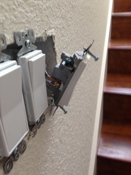 Add light fixture to three-way switch - DoItYourself.com Community Forums