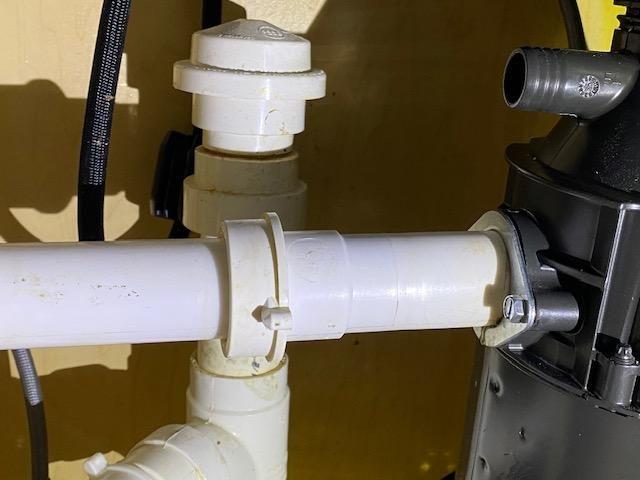 Garbage disposal leaking at the inlet pipe - DoItYourself.com Community ...