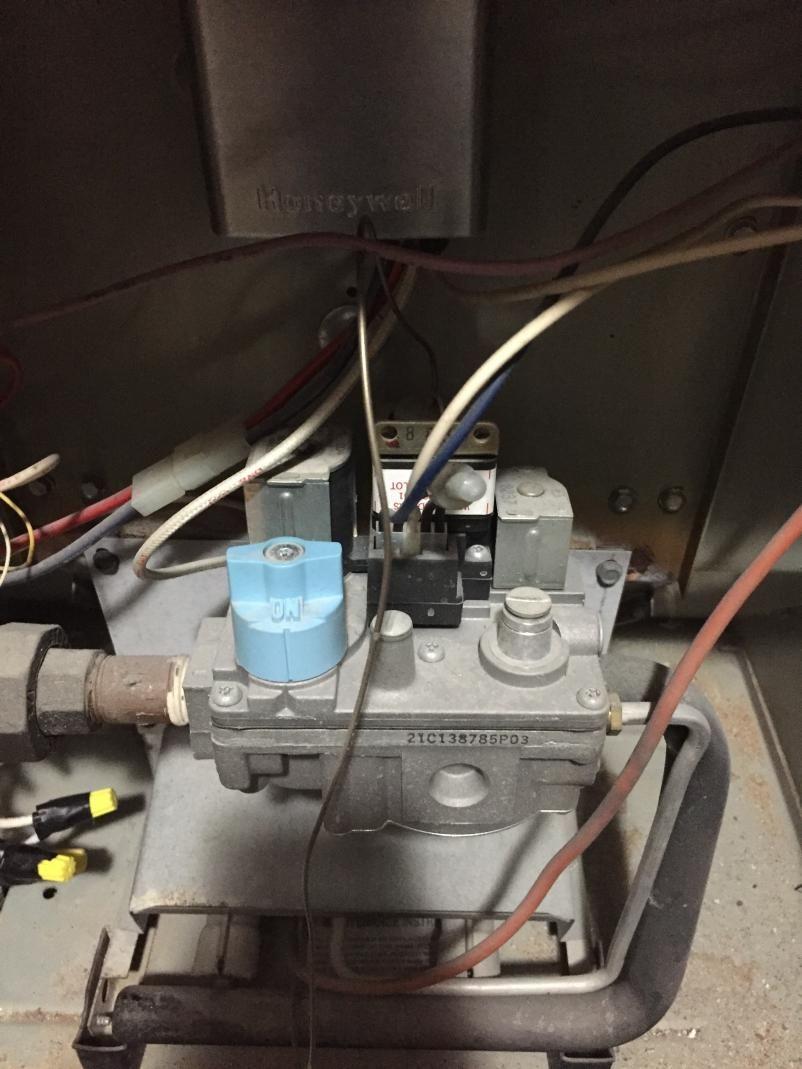 Trane XE70 Flame Sensor Removal/Cleaning/Replacement - DoItYourself.com ...