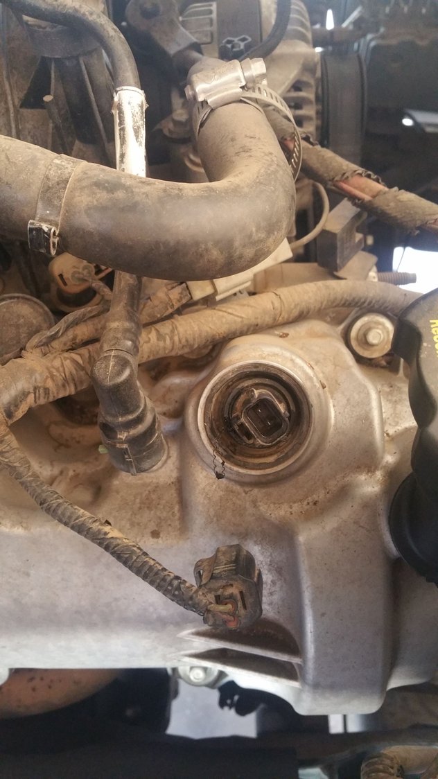 need help changing VCT Control Solenoid 2010 f150 - Ford F150 Forum ...