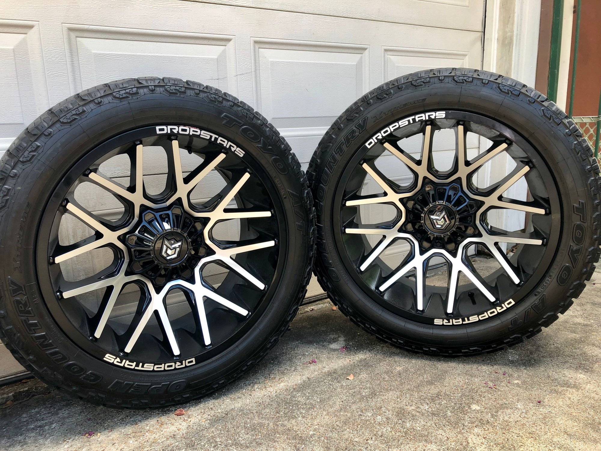 Texas 22X10 Dropstars 654MB w/ Toyo 33X12.50R22 - Ford F150 Forum ...