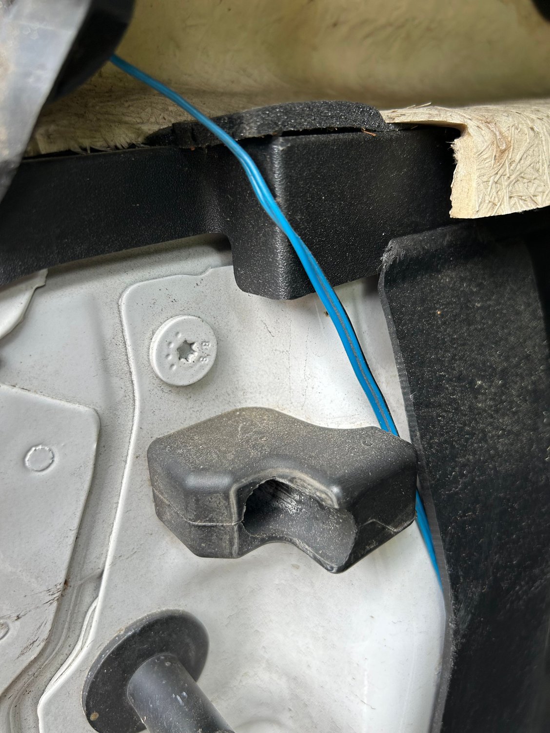Add Quick Connect To Camper Shell Brake Light - Ford F150 Forum ...