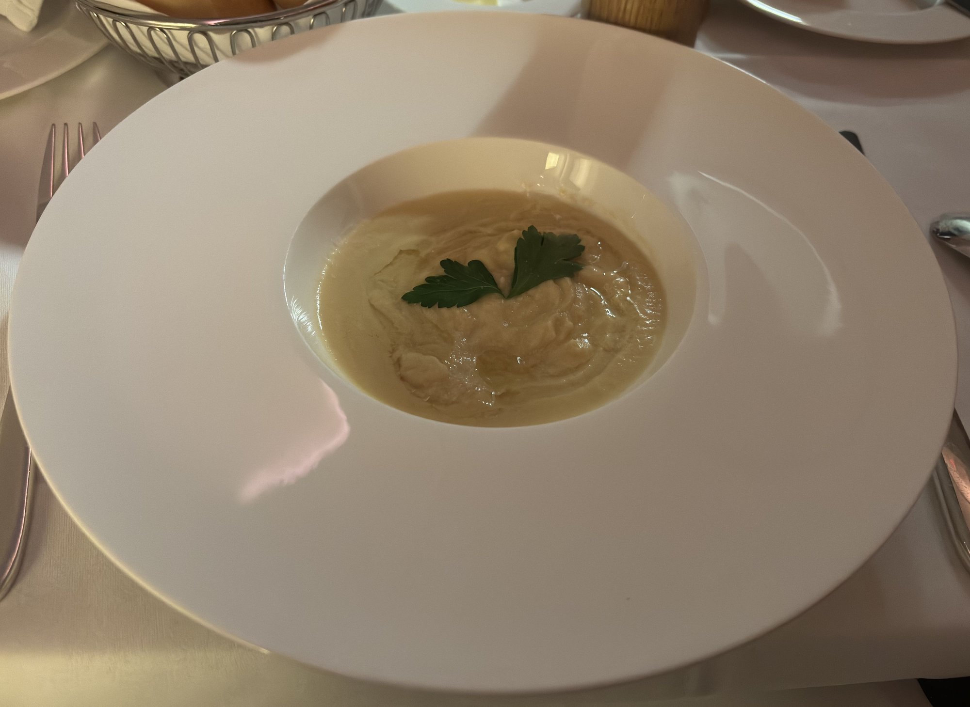 A lot of First: BOS-ORD-ZRH-HKG/PVG-ZRH-BOS - FlyerTalk Forums