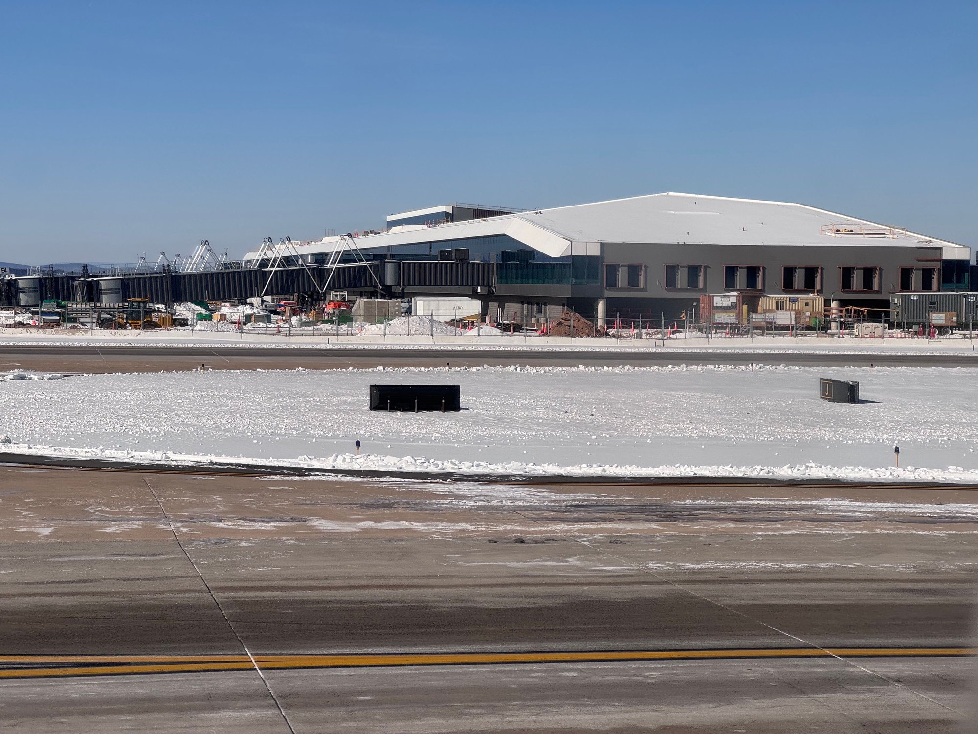 Plans to rebuild the UA concourse (C and D gates & UX terminal) at IAD ...