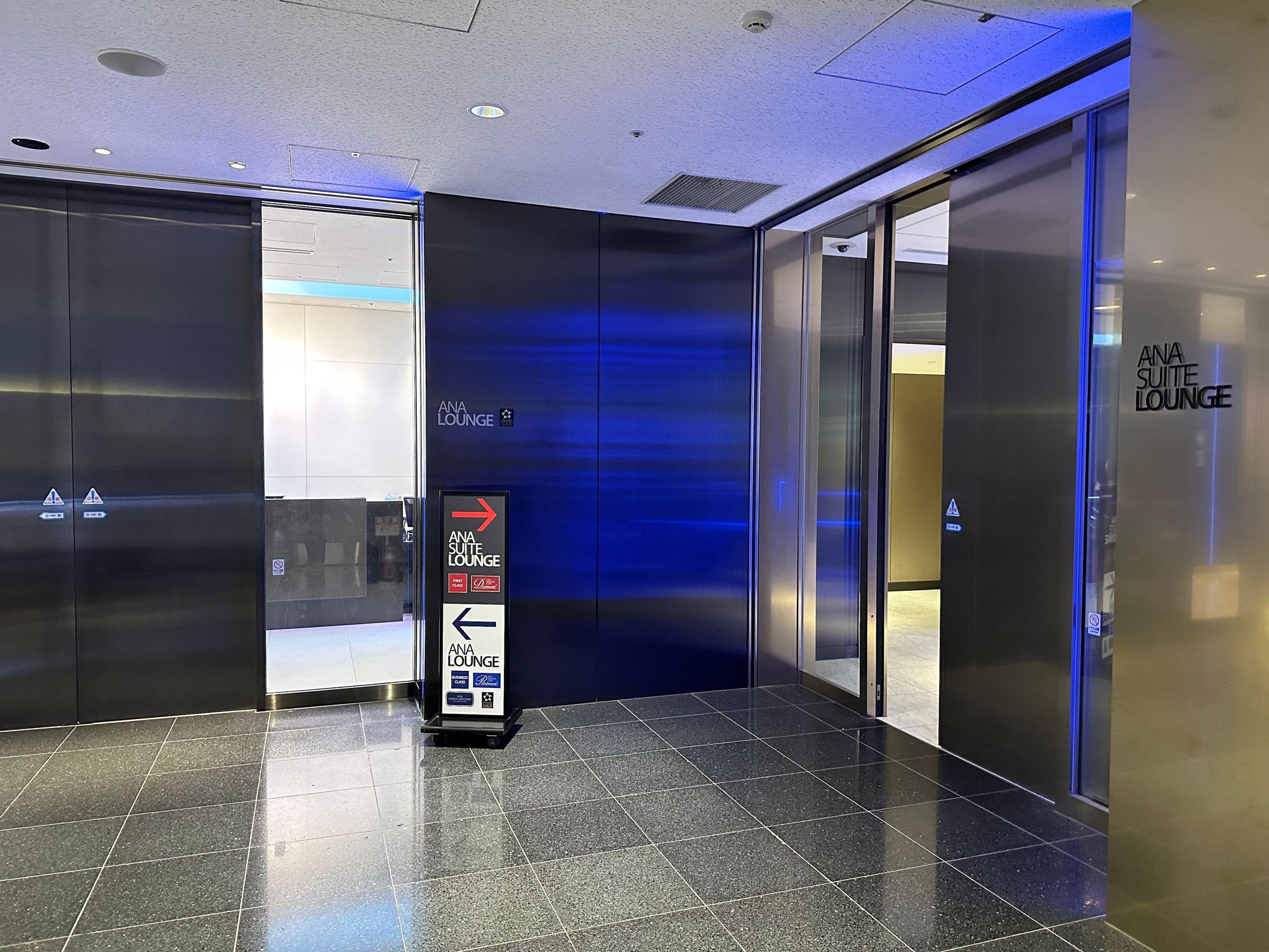 Consolidated HND connections / logistics / lounges / ..... - Page 11 ...