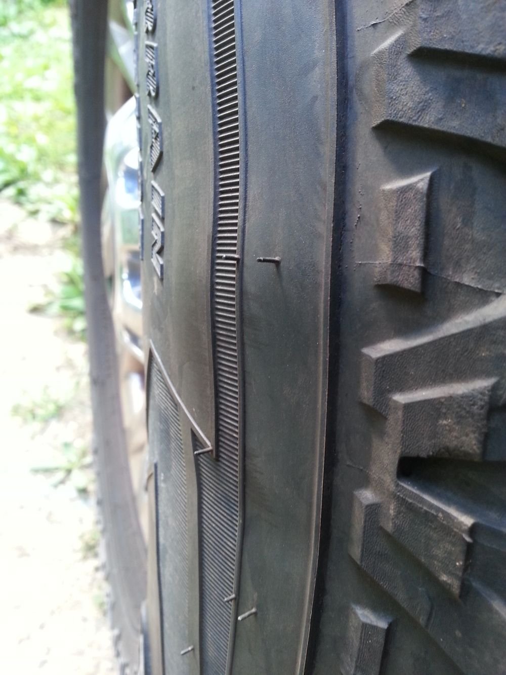 Tire bulge - Ford Truck Enthusiasts Forums