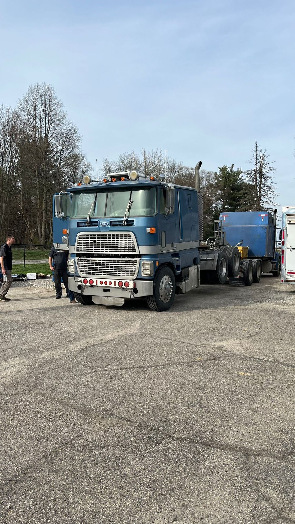 New Shop Rig! 1979 Ford CL9000 - Ford Truck Enthusiasts Forums