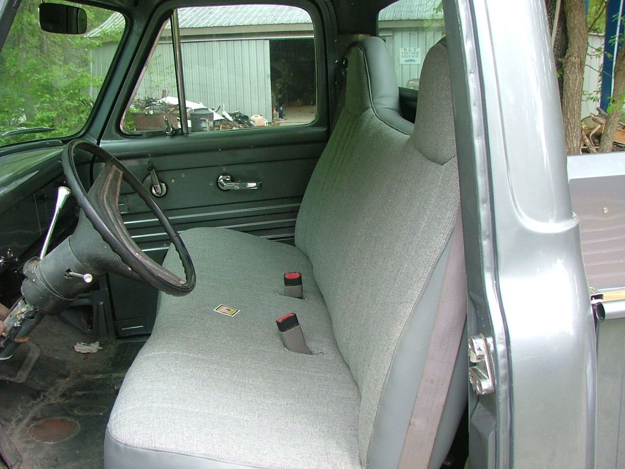 Bench seat options for 53 f100 - Ford Truck Enthusiasts Forums