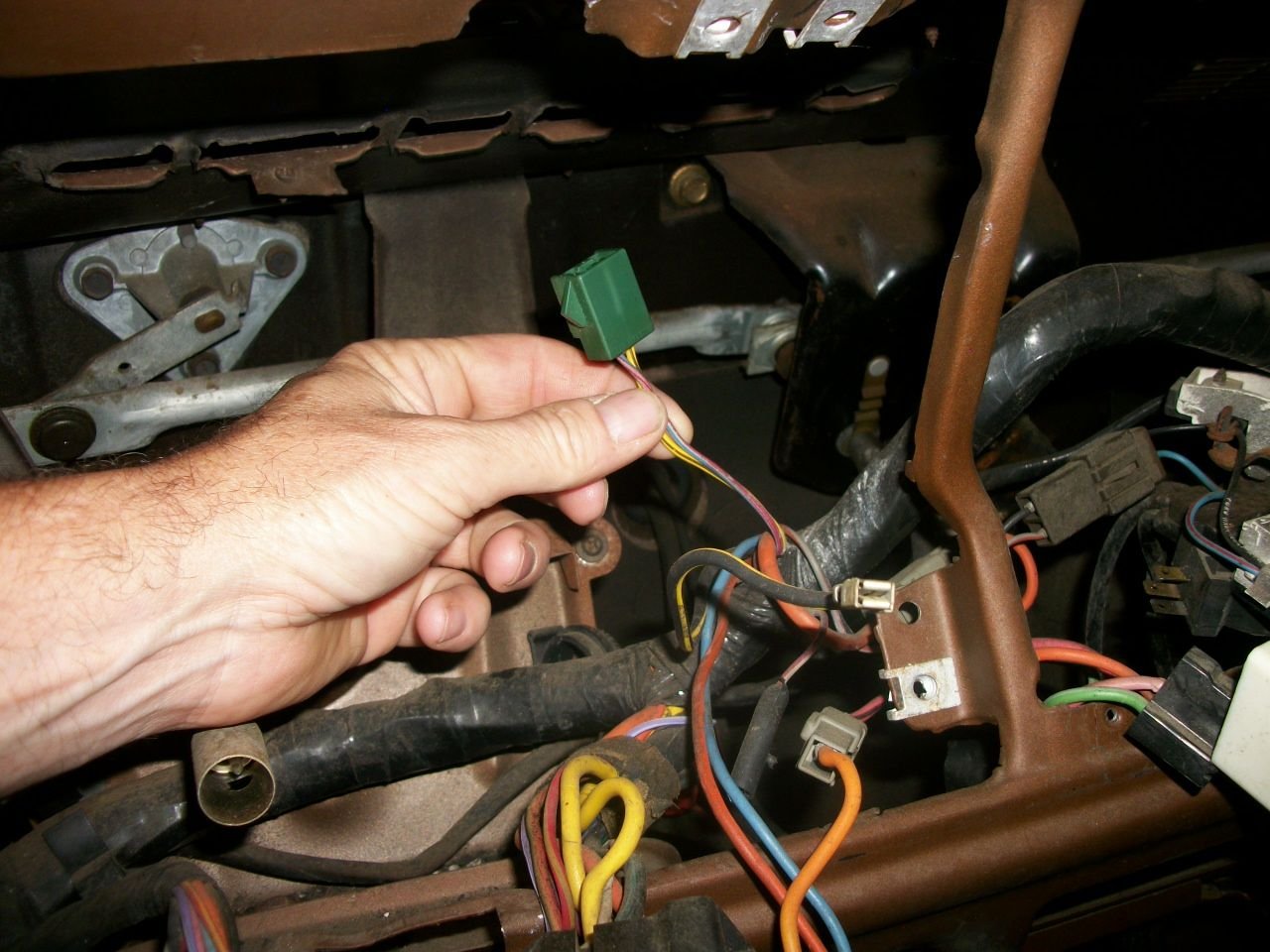 What are these plugs? - Ford Truck Enthusiasts Forums