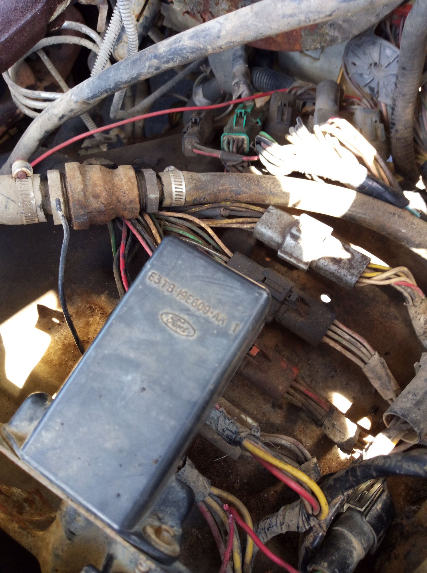 What is this and how do I replace it? - Ford Truck Enthusiasts Forums