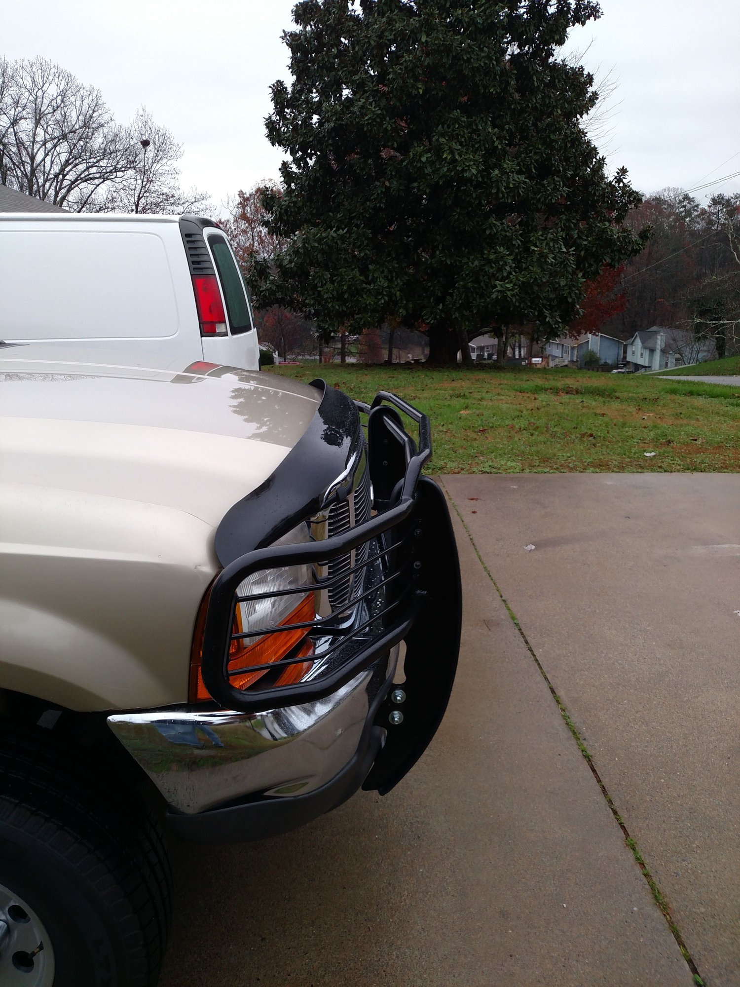 Brushguard mounted home made brackets. - Ford Truck Enthusiasts Forums