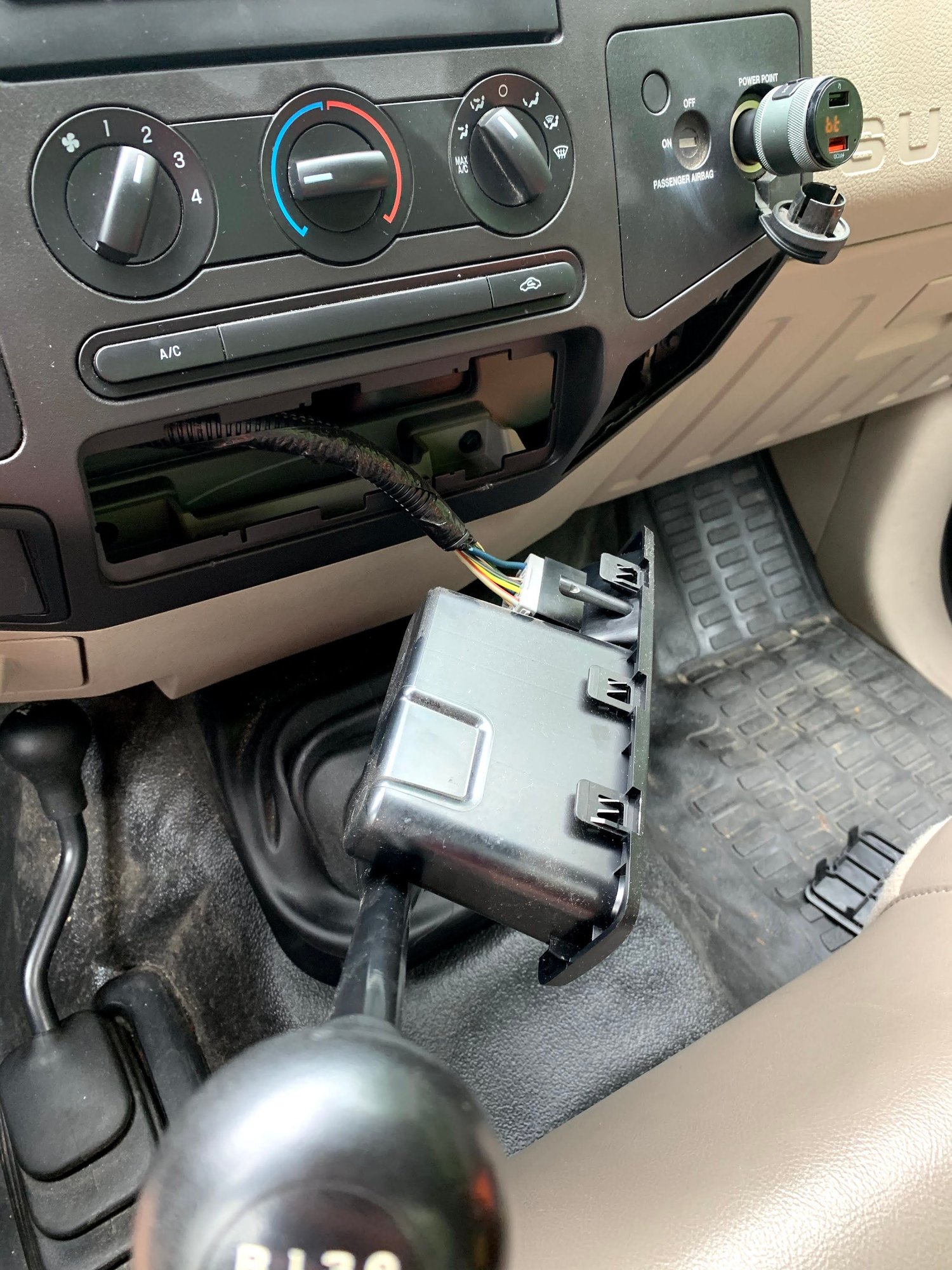 Outfitter switch install - Ford Truck Enthusiasts Forums
