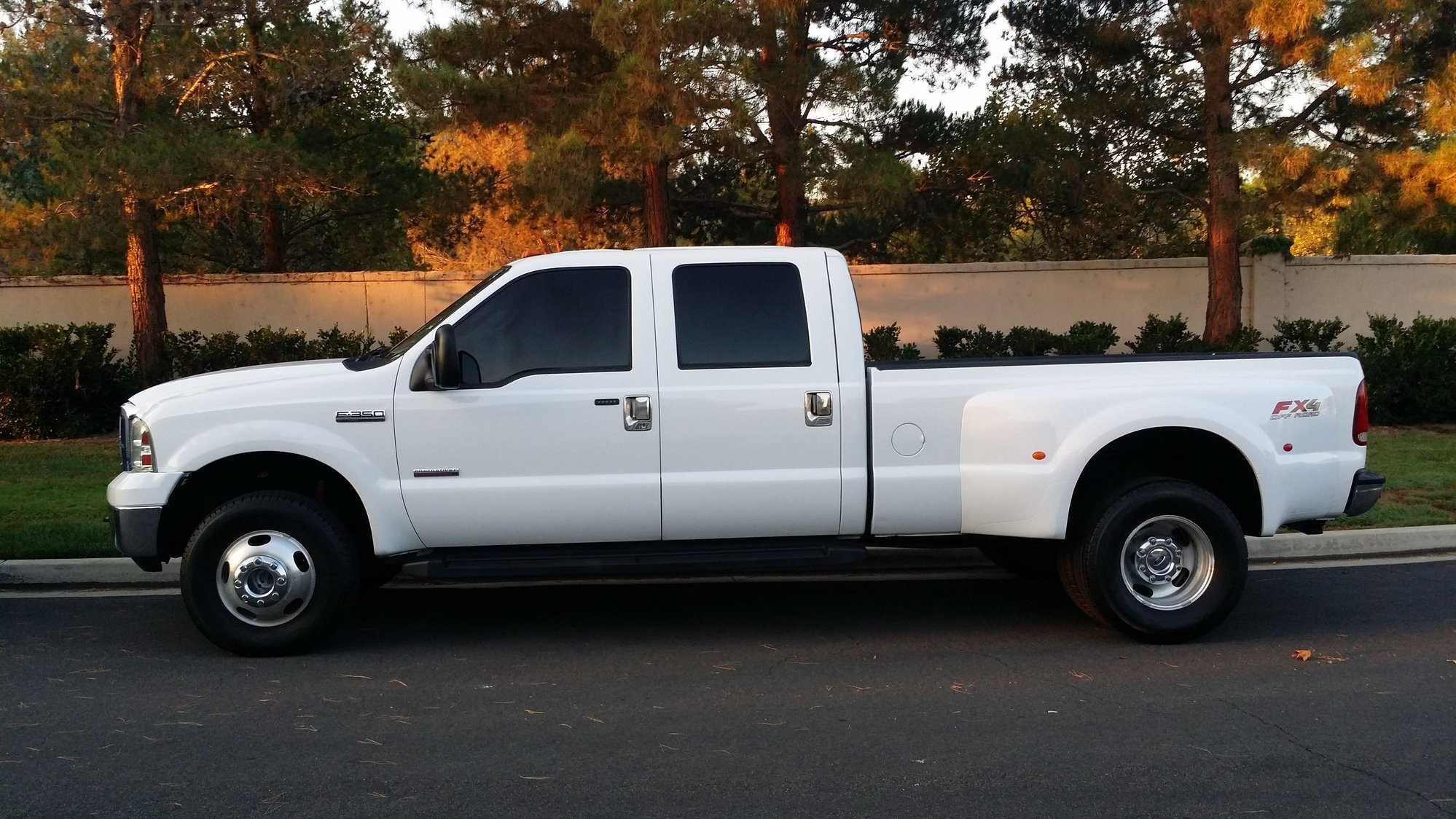 2007 F350 6.0 Dually Crew Cab FX4 - SOLD! - Ford Truck Enthusiasts Forums