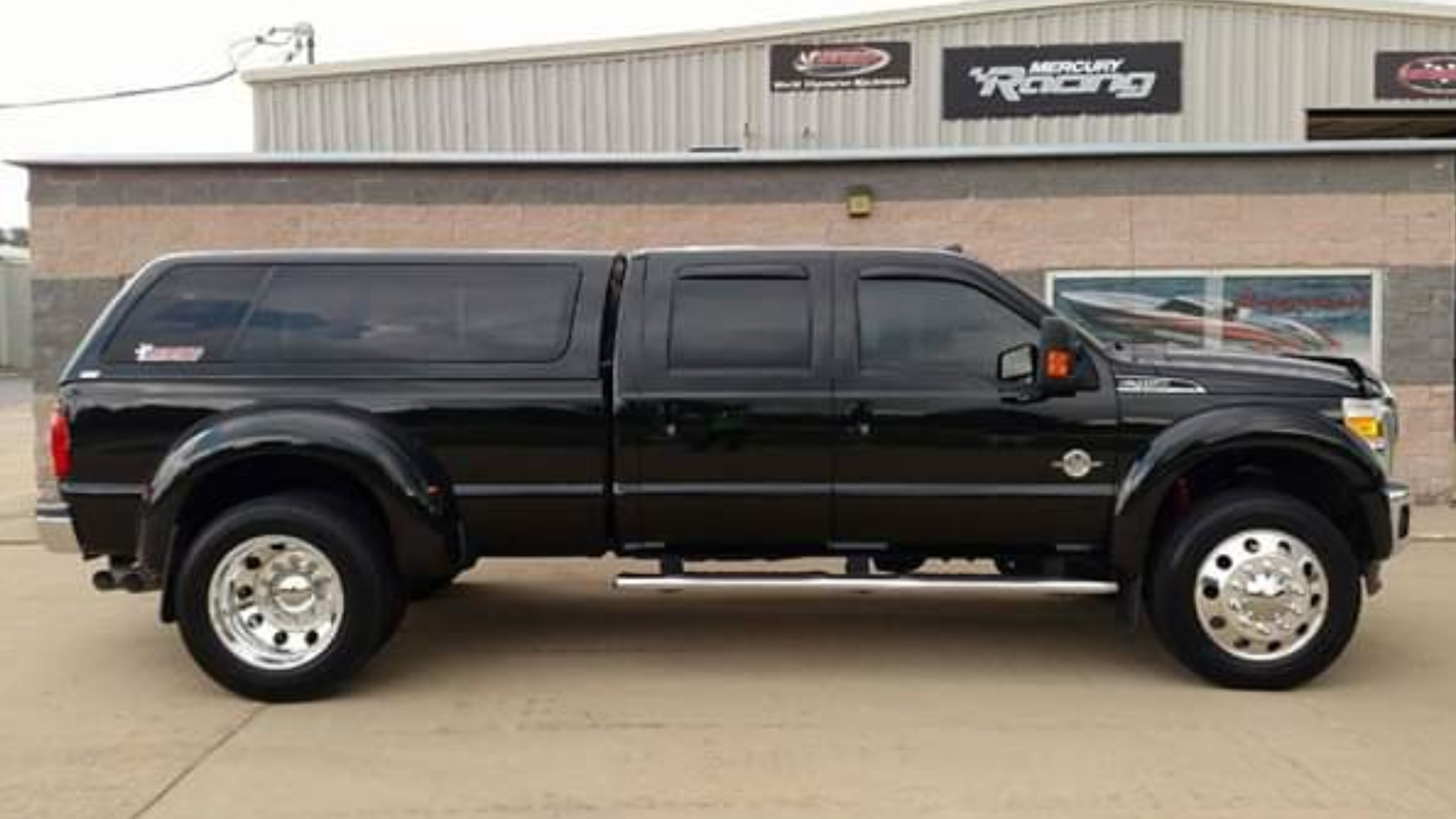 anyone have pic's of 255/70R22.5 on 2017 - 2020 superduty? - Ford Truck ...