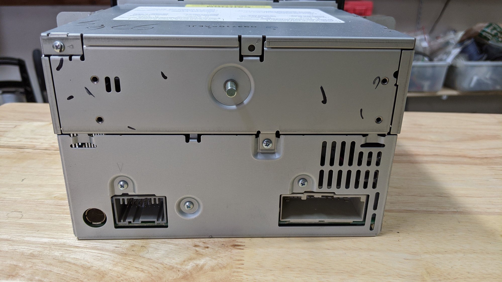 Perfect condition -- F-250 F-350 Super Duty OEM AM FM 6 CD Player Radio ...