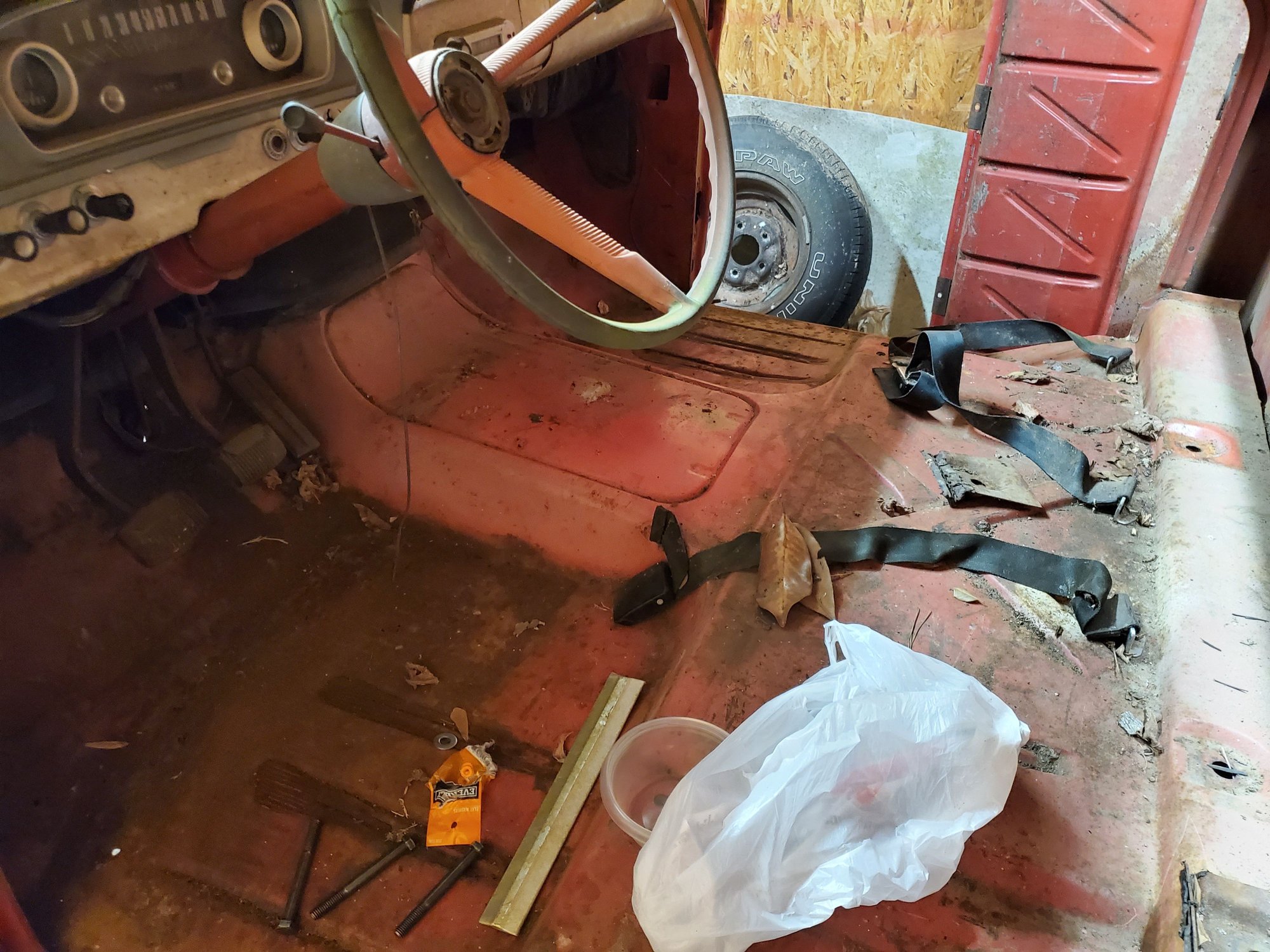 66 250 High Hump? 5 or 8 inch? - Ford Truck Enthusiasts Forums