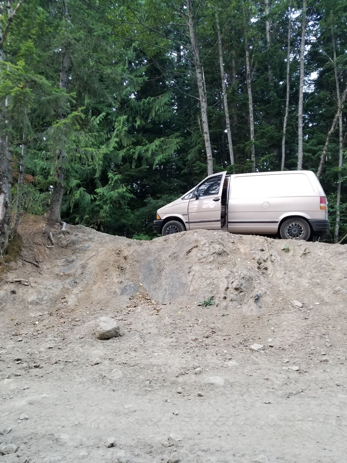 Custom cargo Aerostar 4.0 4x4 - Ford Truck Enthusiasts Forums
