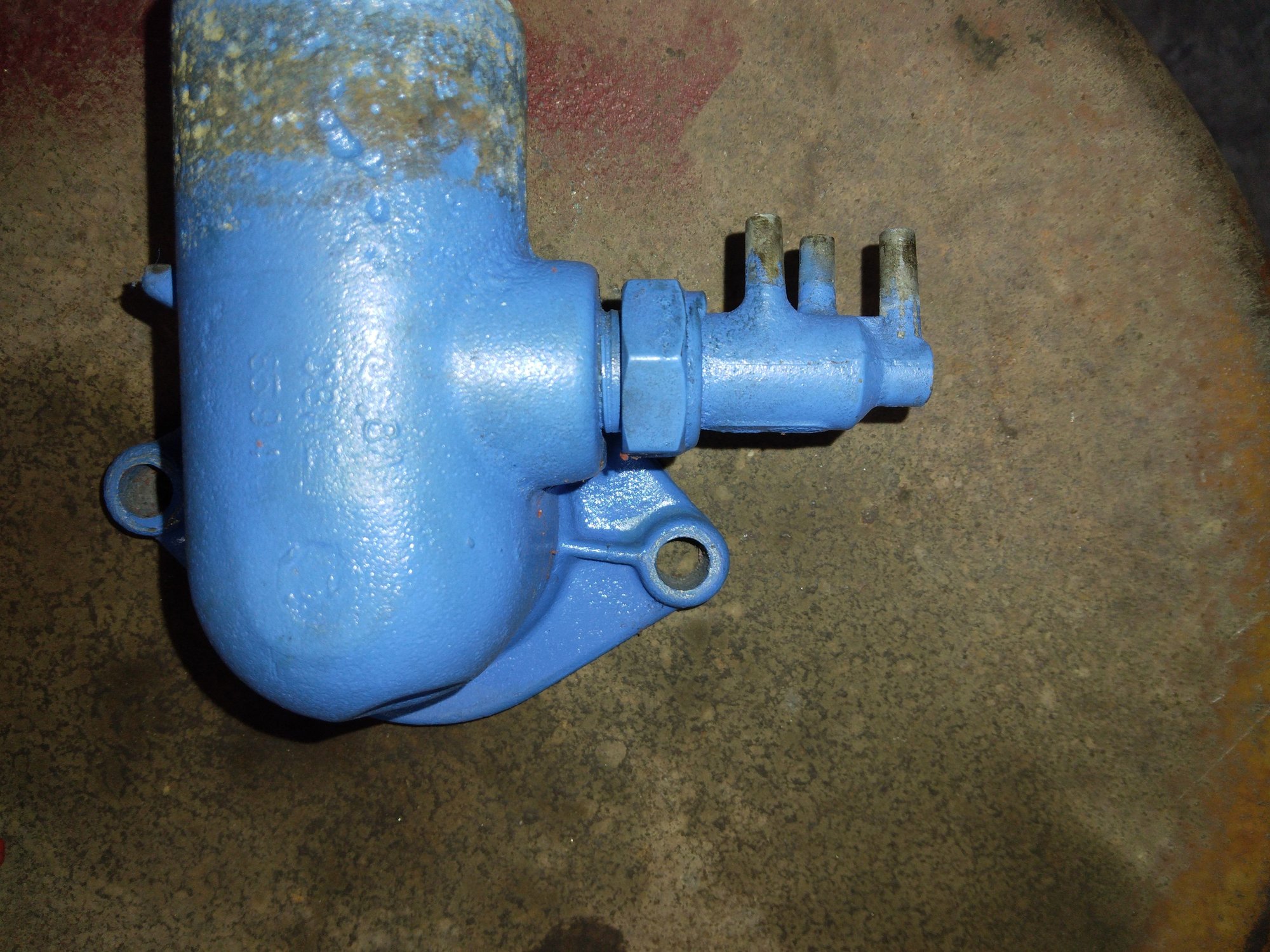 Removing vacuum tree from thermostat housing - Ford Truck Enthusiasts ...