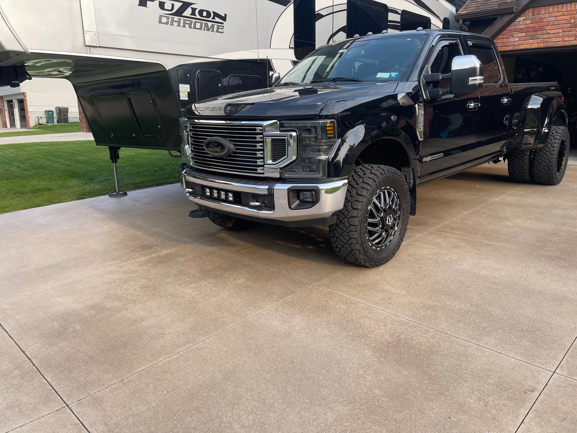 Aftermarket wheels/tires for the f-450 (similar to KO2's) - Ford Truck ...