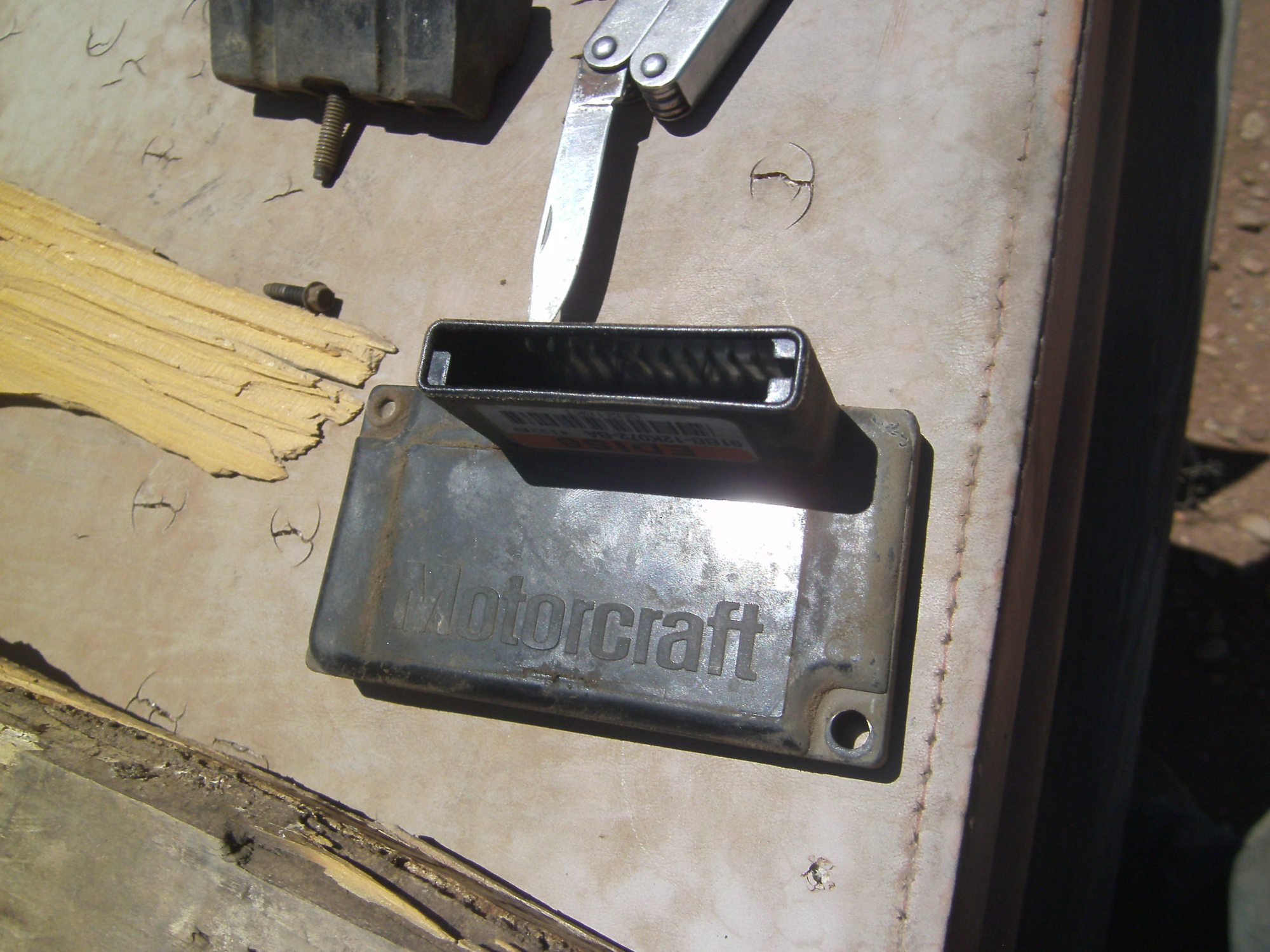 How to: Removing and installing Ignition control module - Ford Truck ...