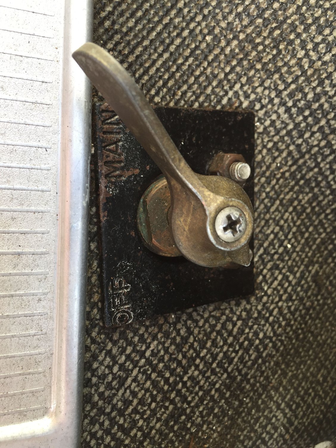 Aux Main Gas Tank Switch - Ford Truck Enthusiasts Forums