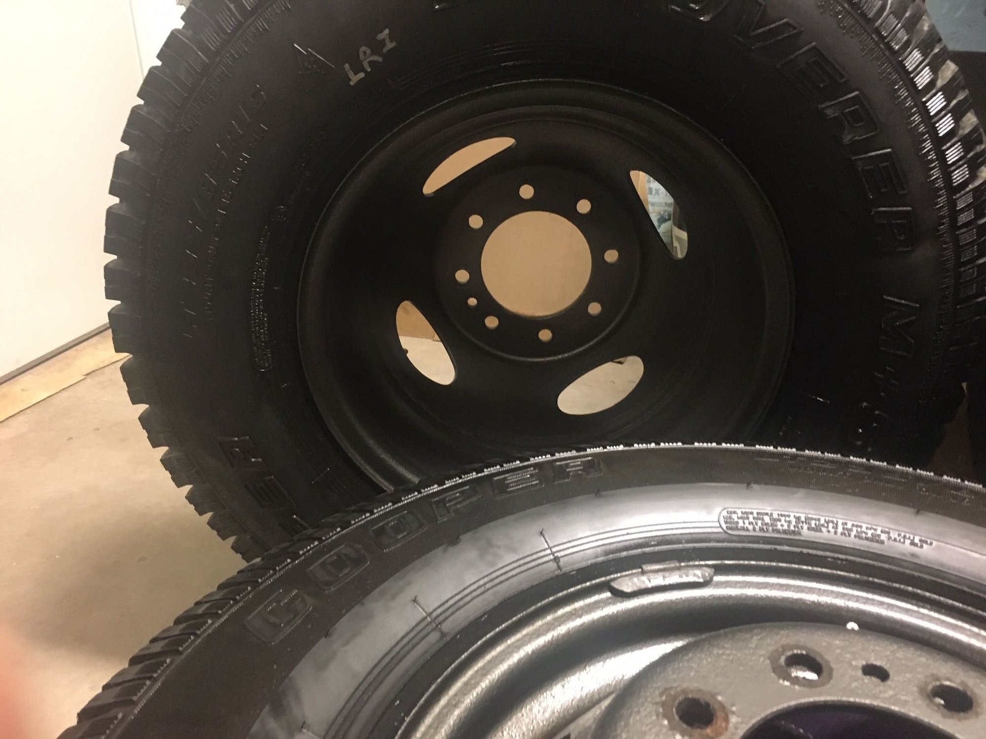 Full Set (6) 2004 F350 DRW Steel Rims w/ Snow Tires - Ford Truck ...