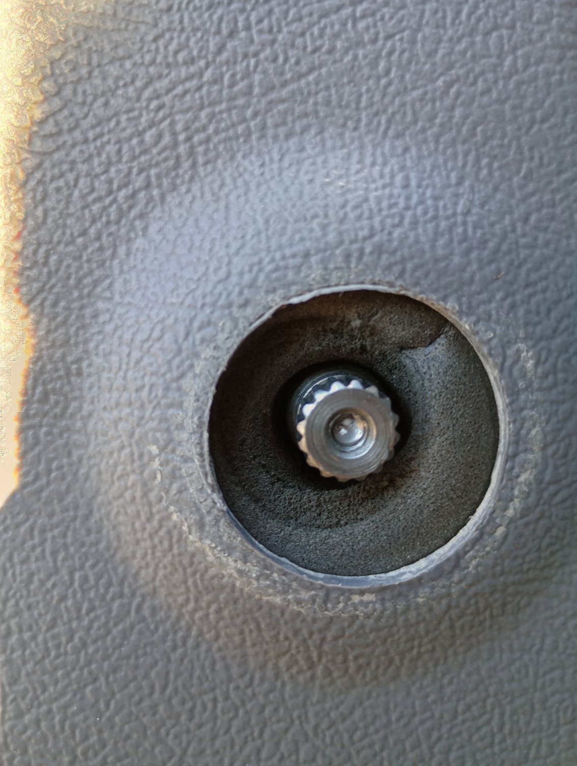 Interior door handle broken - Ford Truck Enthusiasts Forums