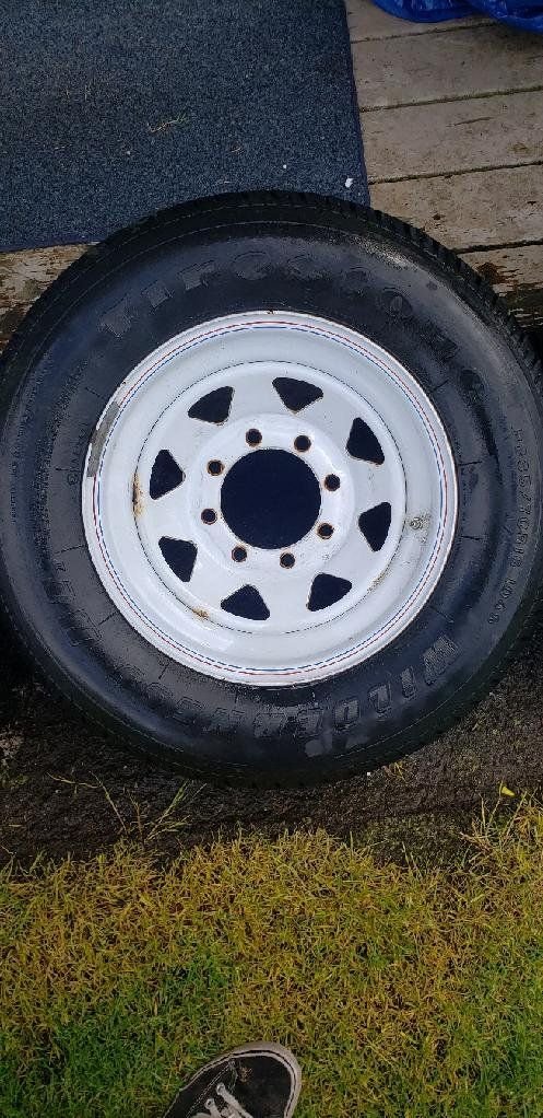 Anyone offer White Wagon Wheels in 8 Lug 17"? - Ford Truck Enthusiasts ...