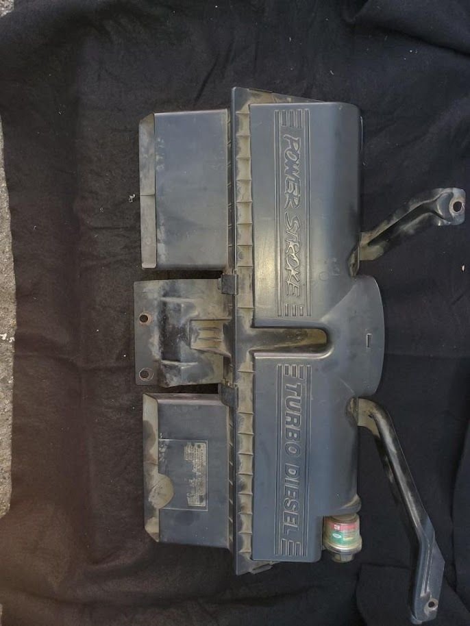 Econoline E-350 Super Duty 7.3L diesel air filter housing - Ford Truck ...