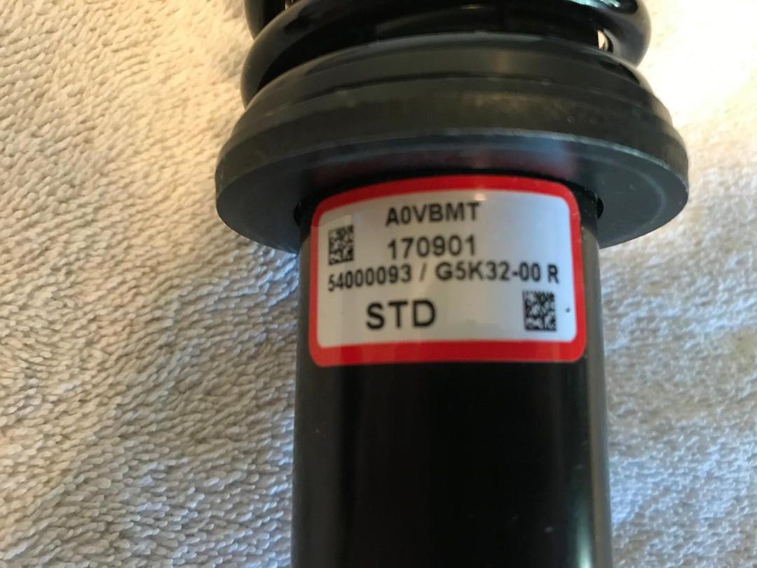 Harley Hand Adjustable 13" Shocks - Harley Davidson Forums
