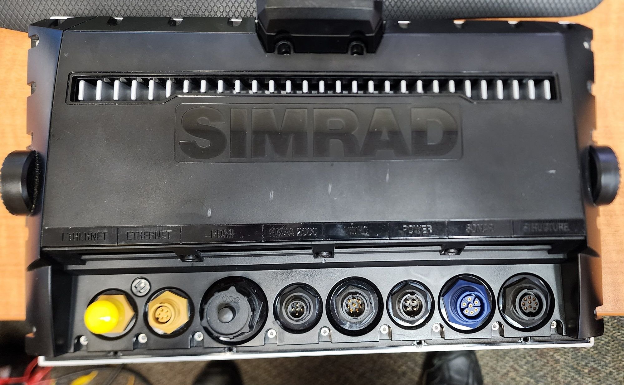 Simrad NSS12 EVO2 - Offshoreonly.com