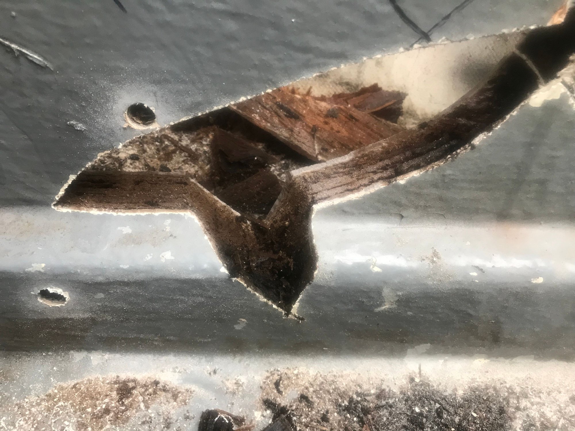 Rotten engine stringer ideas for replacement - Offshoreonly.com