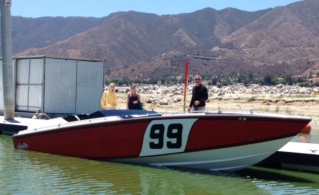 35 Cigarette Race Boat - Offshoreonly.com