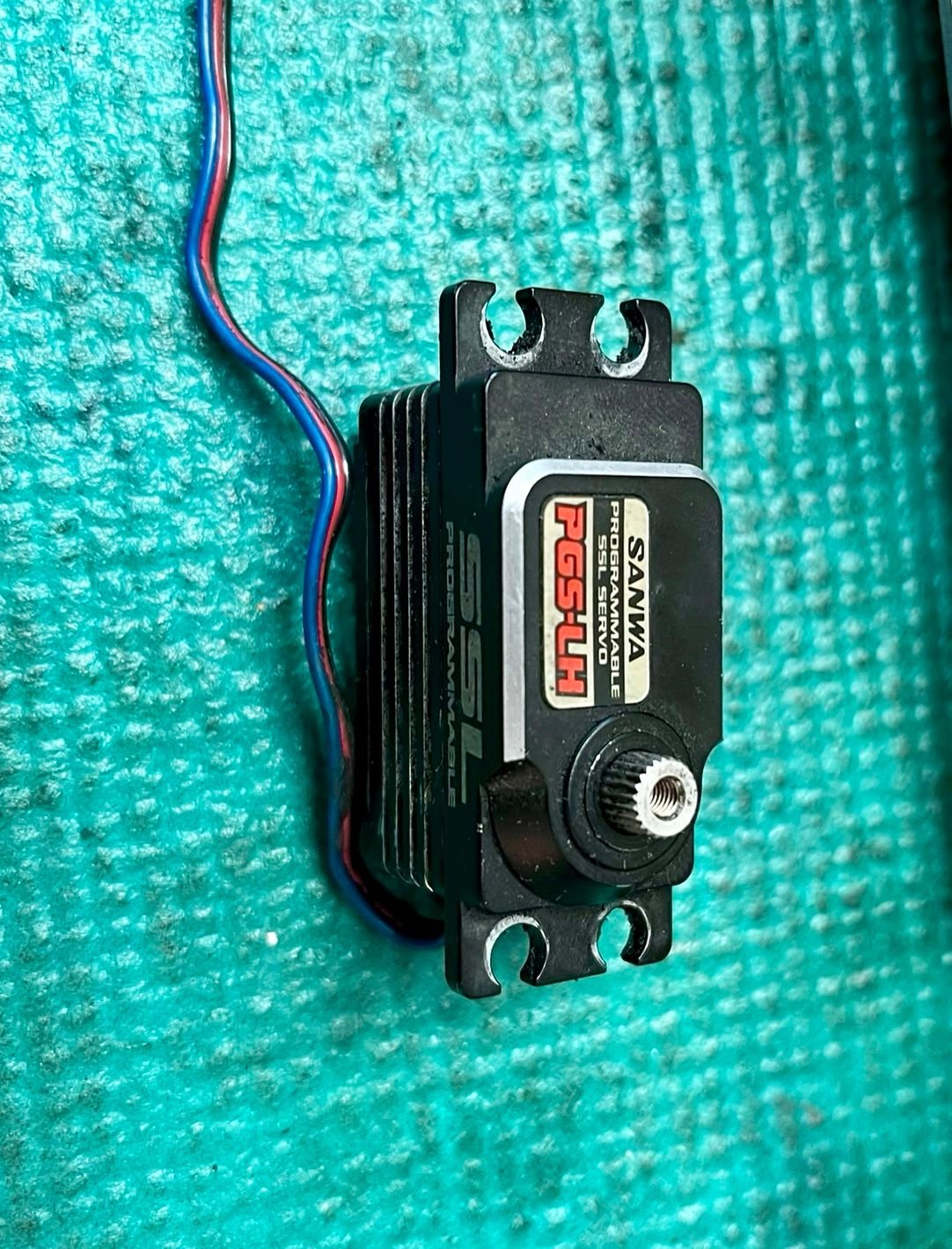 Sanwa PGS-LH low profile servo - R/C Tech Forums
