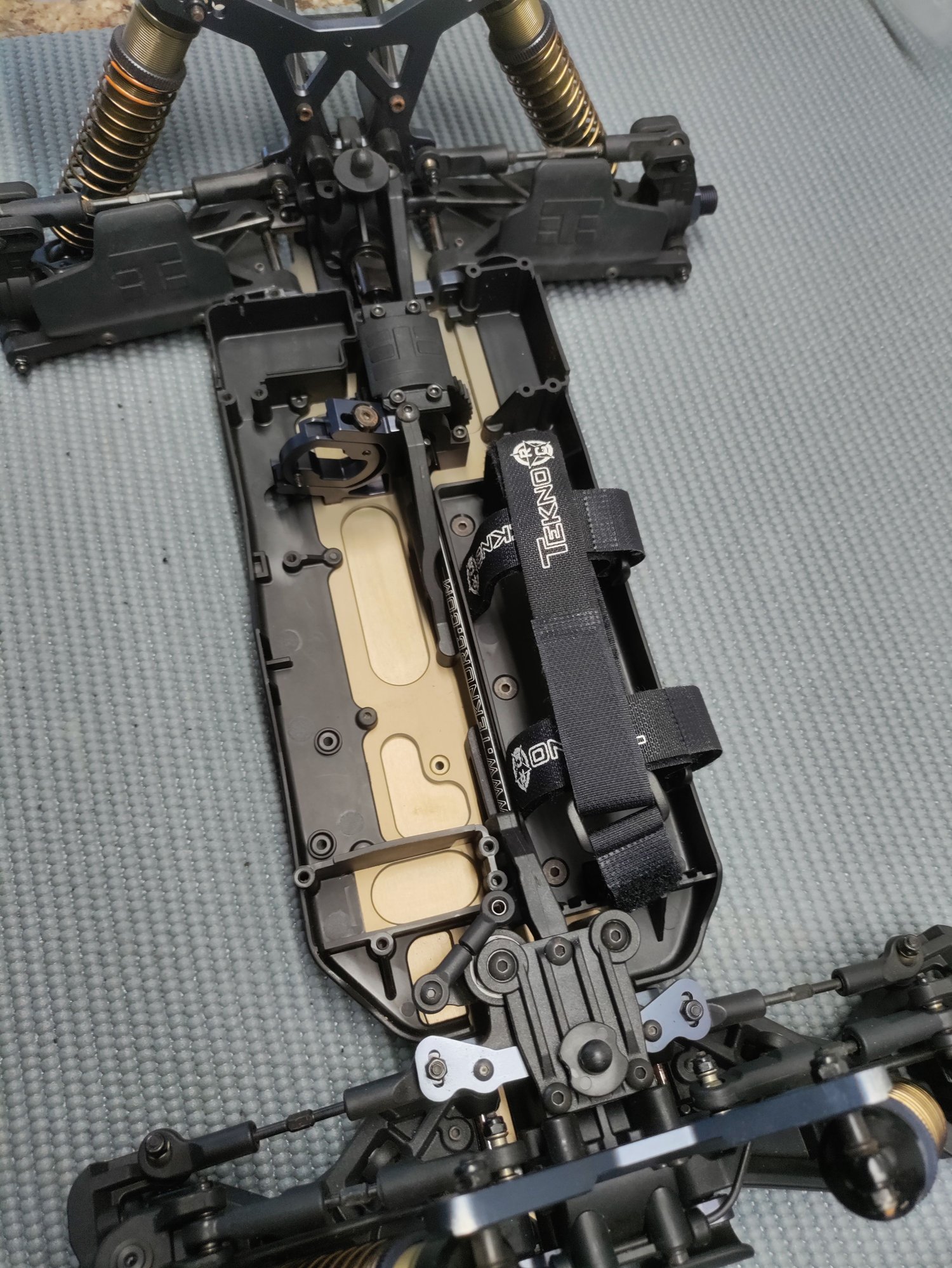 Tekno EB48.4 with tons of parts - Like New! - R/C Tech Forums