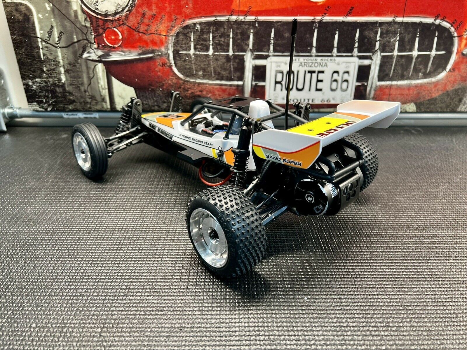 New Custom Kyosho Ultima ReRe - R/C Tech Forums